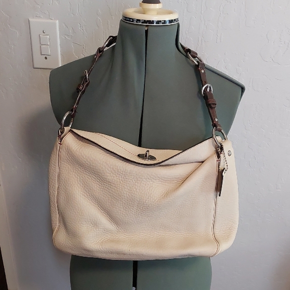 Bags | Coach Cream Leather Shoulder Bag | Poshmark